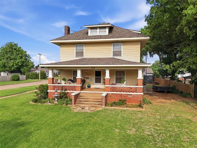 624 S 7th Street