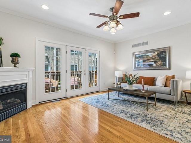 624 S 27th St, Philadelphia, PA 19146
