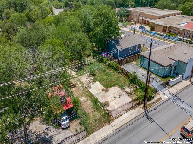 624 S Walters
