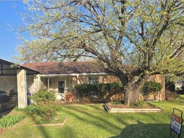 624 S Kate St, White Settlement, TX 76108