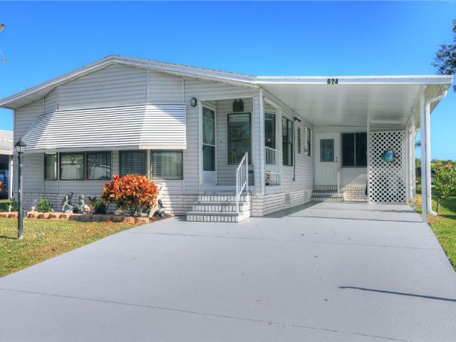 624 Periwinkle Cir, Barefoot Bay, FL 32976 | MLS #293552