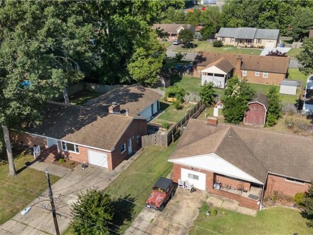 624 Rock DR