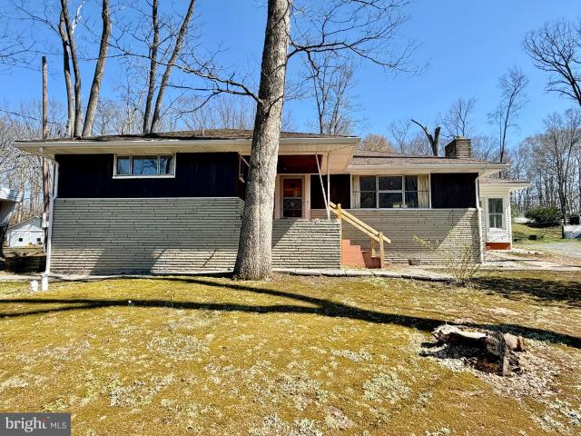 624 Raystown Rd, Everett, PA 15537 | MLS #PABD2003