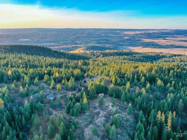 624 Radar Rd, Cottonwood, ID 83522