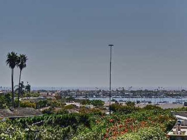 624 Ramona Dr, Corona Del Mar, CA 92625