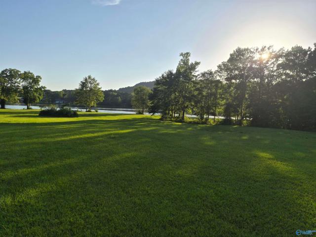 624 Riddles Bend Road