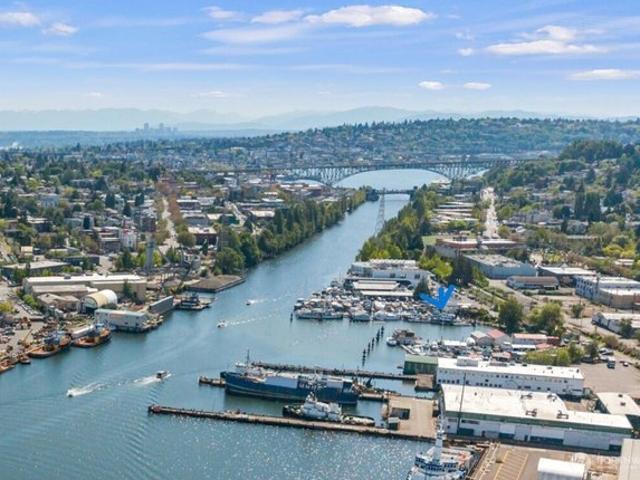 624 W Ewing St, Seattle, WA 98119