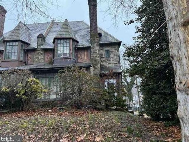 624 W Godfrey Ave, Philadelphia, PA 19126