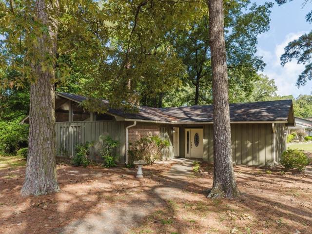 624 Woodland Drive