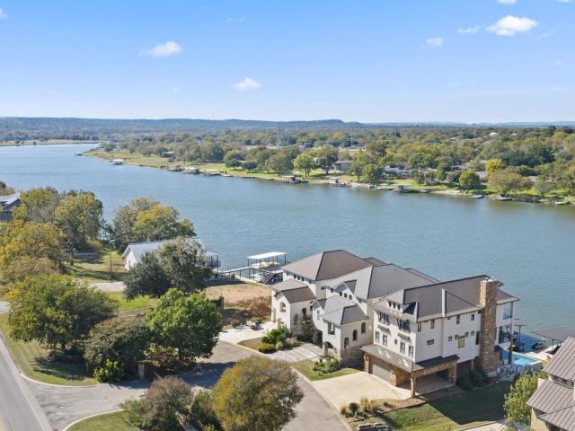624 Waterside Dr, Marble Falls, TX 78654 | MLS #175750 | Compass