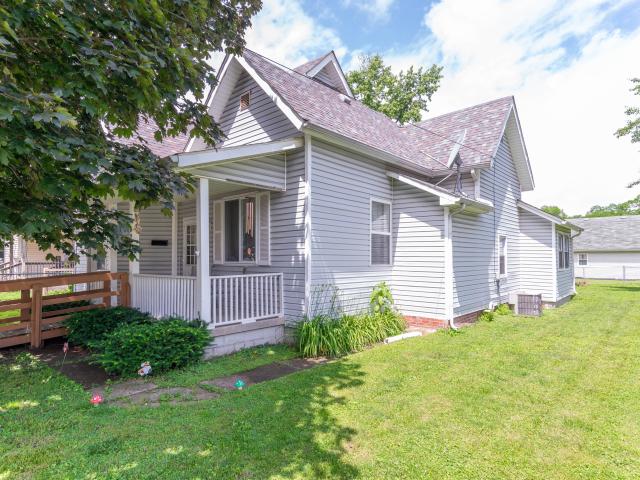 624 West Washington Street W