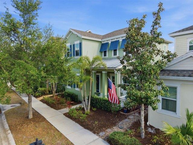 624 Winterside Dr, Apollo Beach, FL 33572