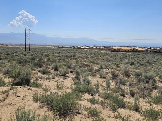 624 Villa Rd SE, Rio Rancho, NM 87124