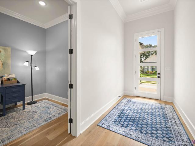 6254 Wood Wren Dr, Baton Rouge, LA 70817 | MLS #BR2026006 | Compass