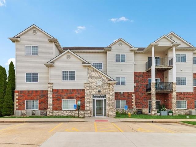 6255 Beechtree Dr Unit 1302, West Des Moines, IA 50266