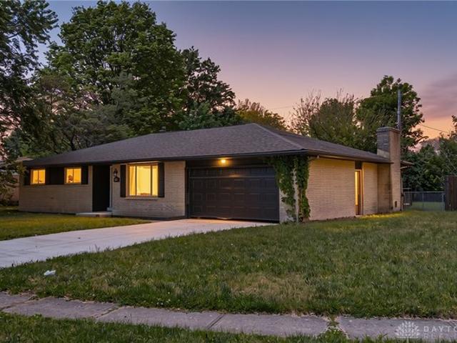 6255 Constitution Dr, Harrison Township, OH 45415