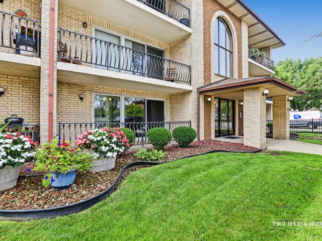 6255 W 63rd Street # 1B