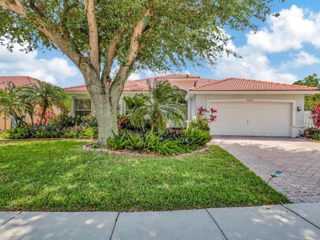6256 Shadow Tree Ln, Lake Worth, FL 33463