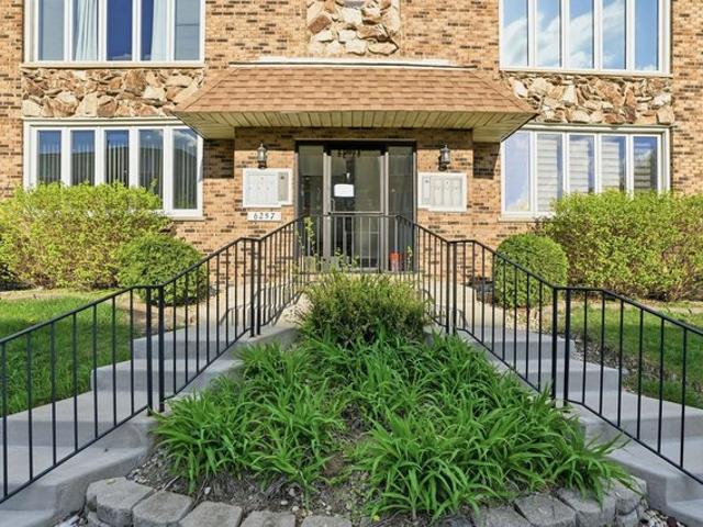 6257 S Newland Ave Apt 1N, Chicago, IL 60638