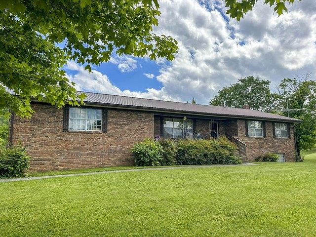 6259 TN 131, Washburn, TN 37888