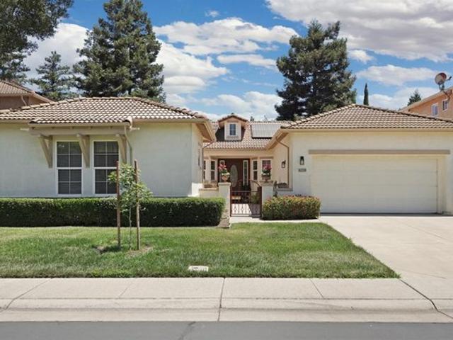 6259 Riverbank Cir, Stockton, CA 95219
