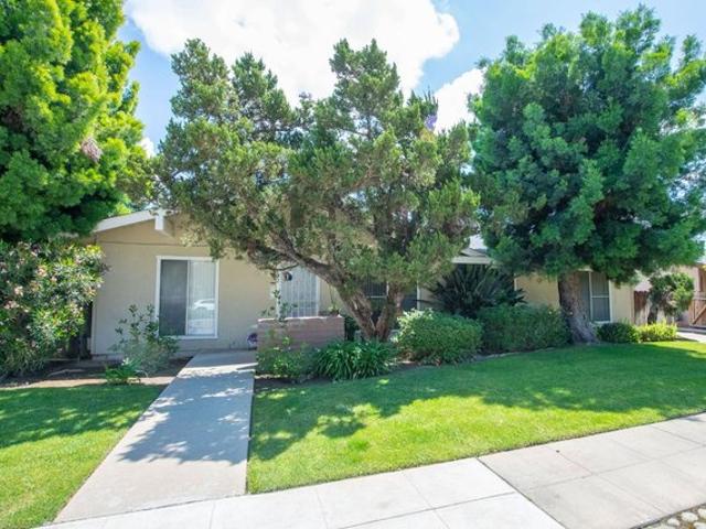6250 N Fresno St, Fresno, CA 93710