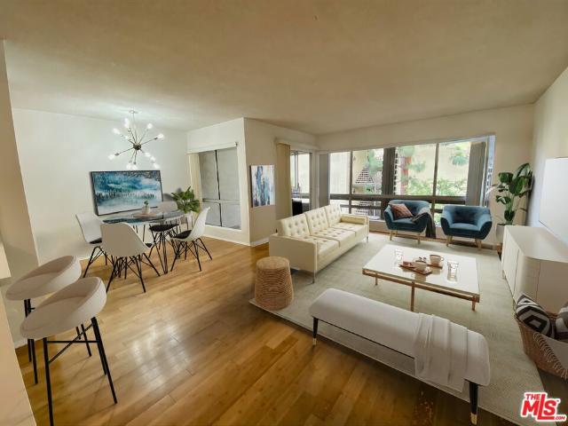 6250 Buckingham 203