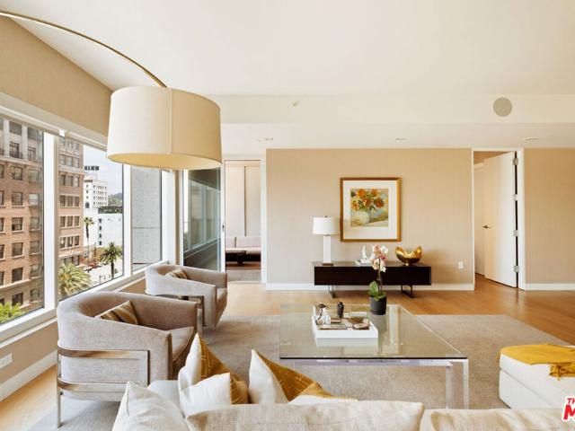 6250 Hollywood Boulevard 8M
