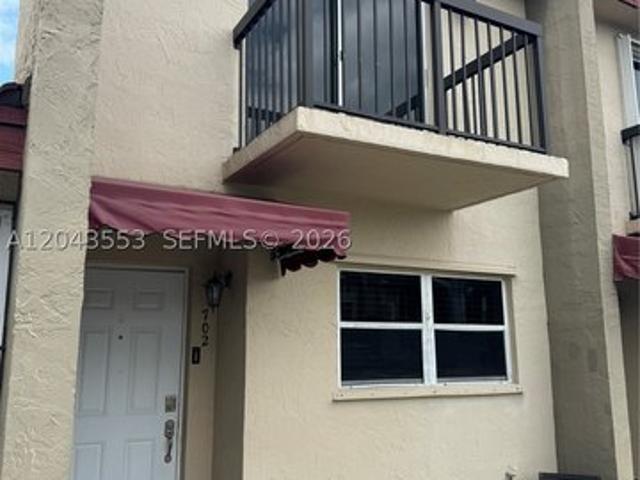 6250 SW 130th Ave Apt 702, Miami, FL 33183
