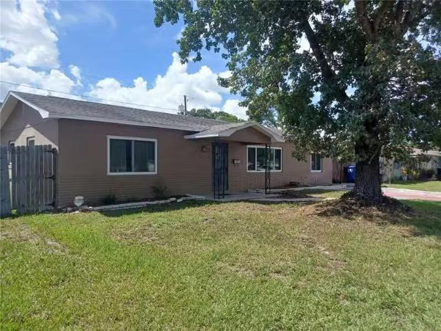 6250 16th St N, St. Petersburg, FL 33702 MLS #TB8421071