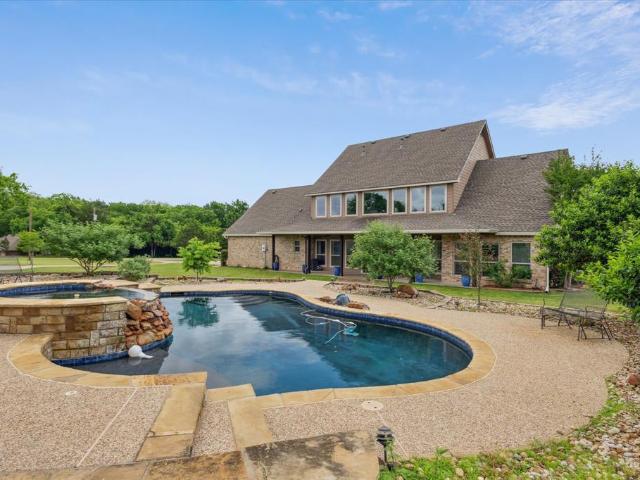 6251 Hayes Rd, Midlothian, TX 76065 | MLS #20923 | Compass