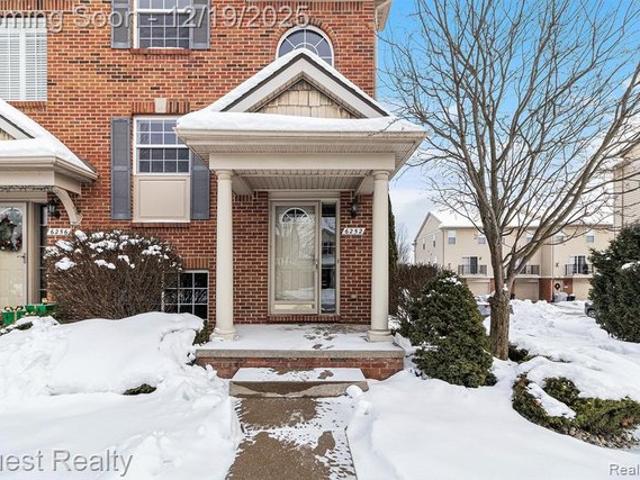 6252 Cheshire Park Dr, Independence, MI 48346