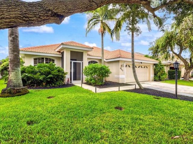 6252 Donnington Ct, Sarasota, FL 34238
