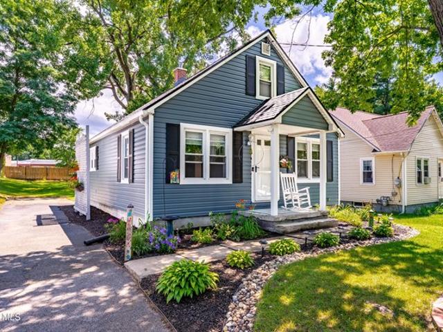6252 Johnston Rd, Albany, NY 12203