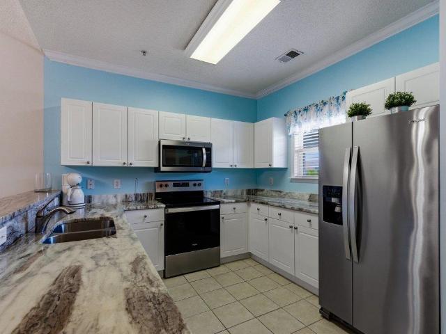 6253 Catalina Dr. 334