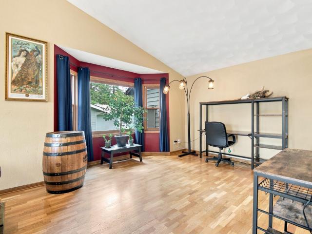 625 16th Street SW