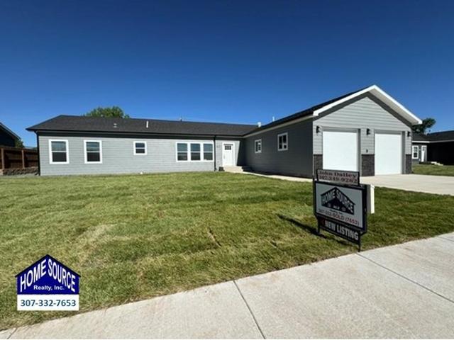 625 Cottonwood Ln, Lander, WY 82520