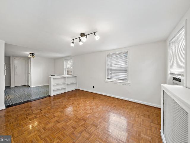 625 Catharine St, Unit 3, Philadelphia, PA 19147 | MLS #PAPH2596 | Compass