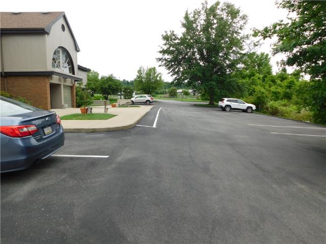 625 Cherry Tree Ln