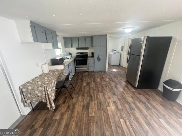 625 Allen Street 14