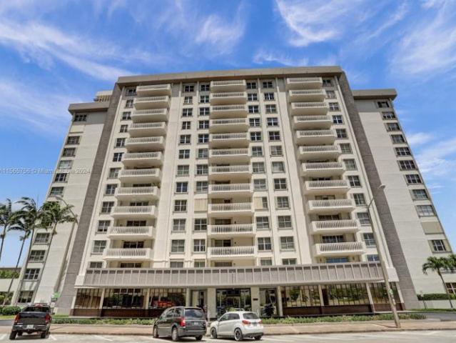 625 Biltmore Way #601, Coral Gables, FL 33134