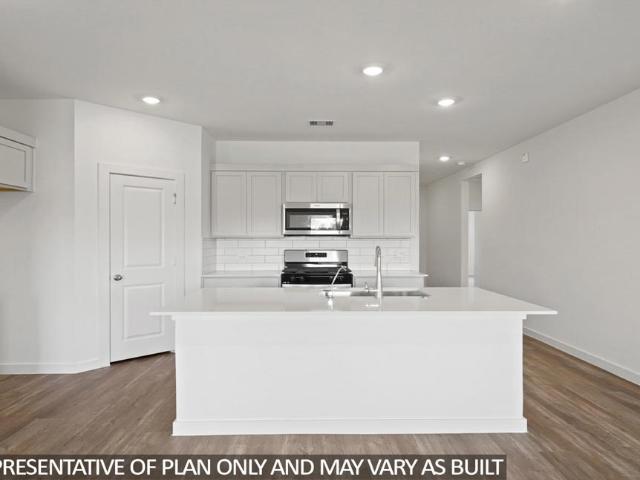 625 Bronze Wolf Court