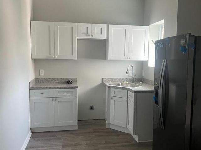 625 Dekalb Street # 4
