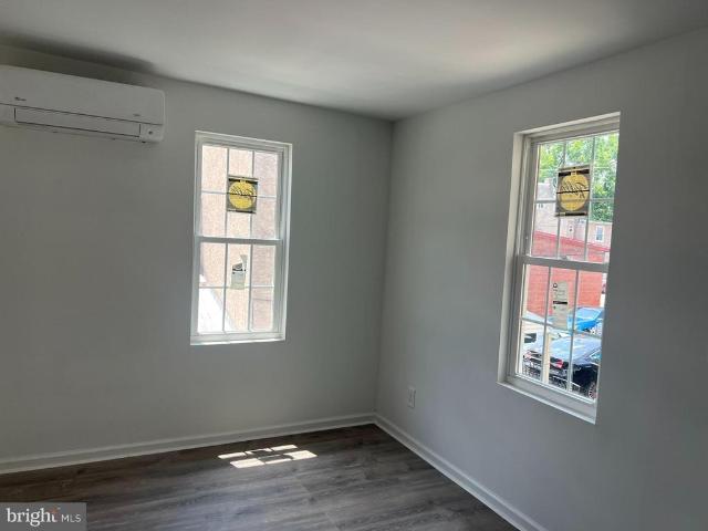625 Dekalb Street # 3