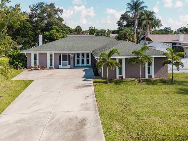 625 E Baffin Dr, Venice, FL 34293