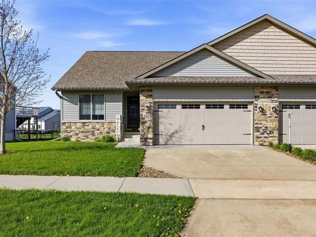 625 Fawn Ave, Tiffin, IA 52340