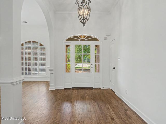 625 Fallbrook Cove