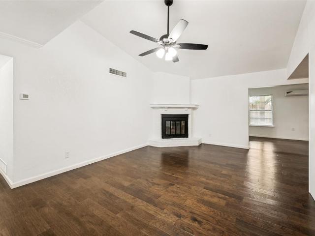 625 Kingston Drive