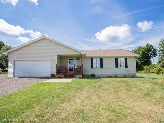 625 Howell Rd, Berlin Township, MI 48002