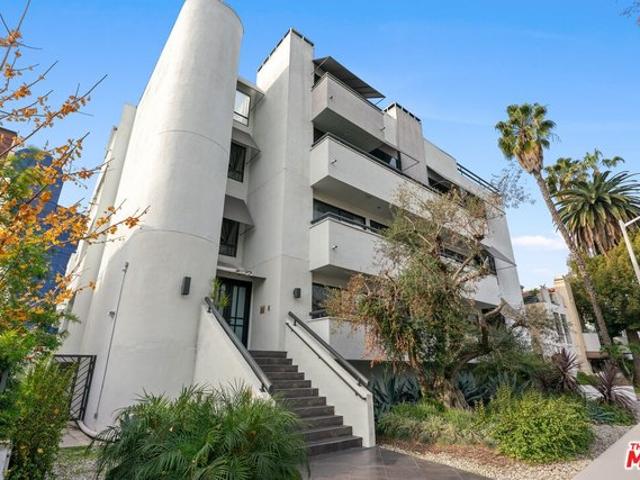 625 Huntley Dr Apt 4, West Hollywood, CA 90069